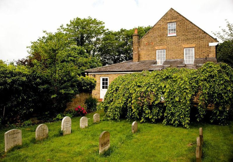 Quaker Meeting House - Brentford & Isleworth