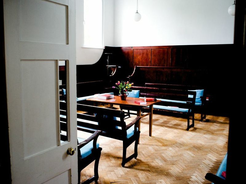Quaker Meeting House - Brentford & Isleworth