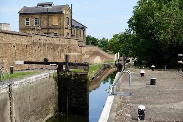 Hanwell Flight of Locks & Three Bridges | Open House London 2021